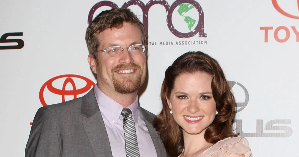 Peter Lanfer Net Worth - $3 Million, Relationship With Sarah Drew ...