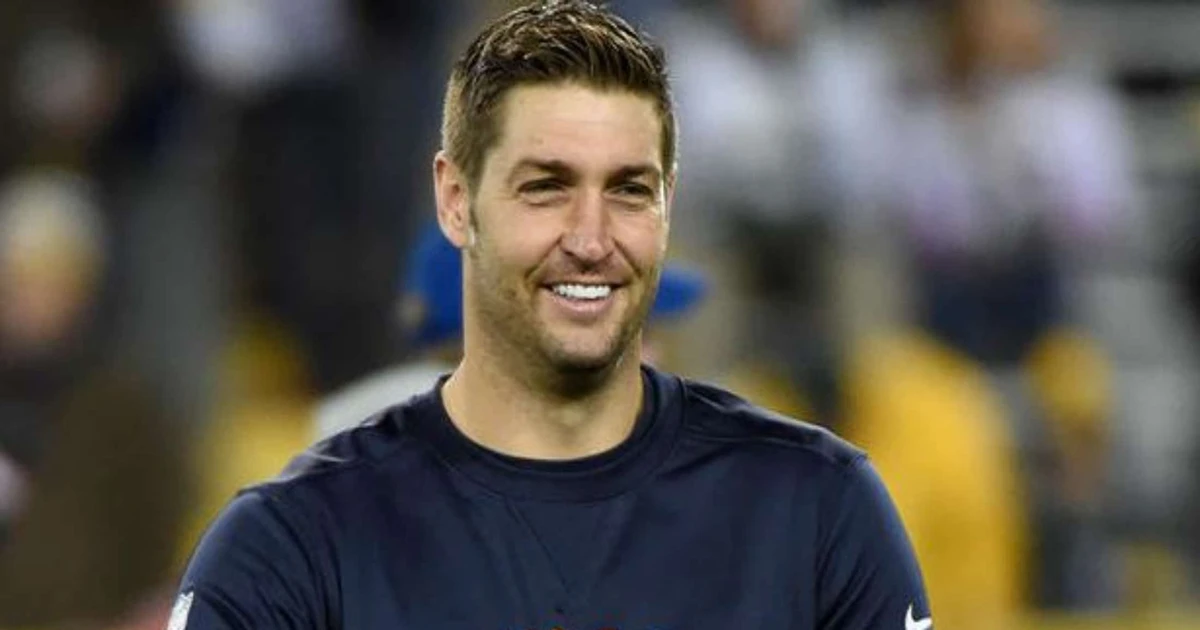 Jay Cutler Net Worth - A Successful Footballer
